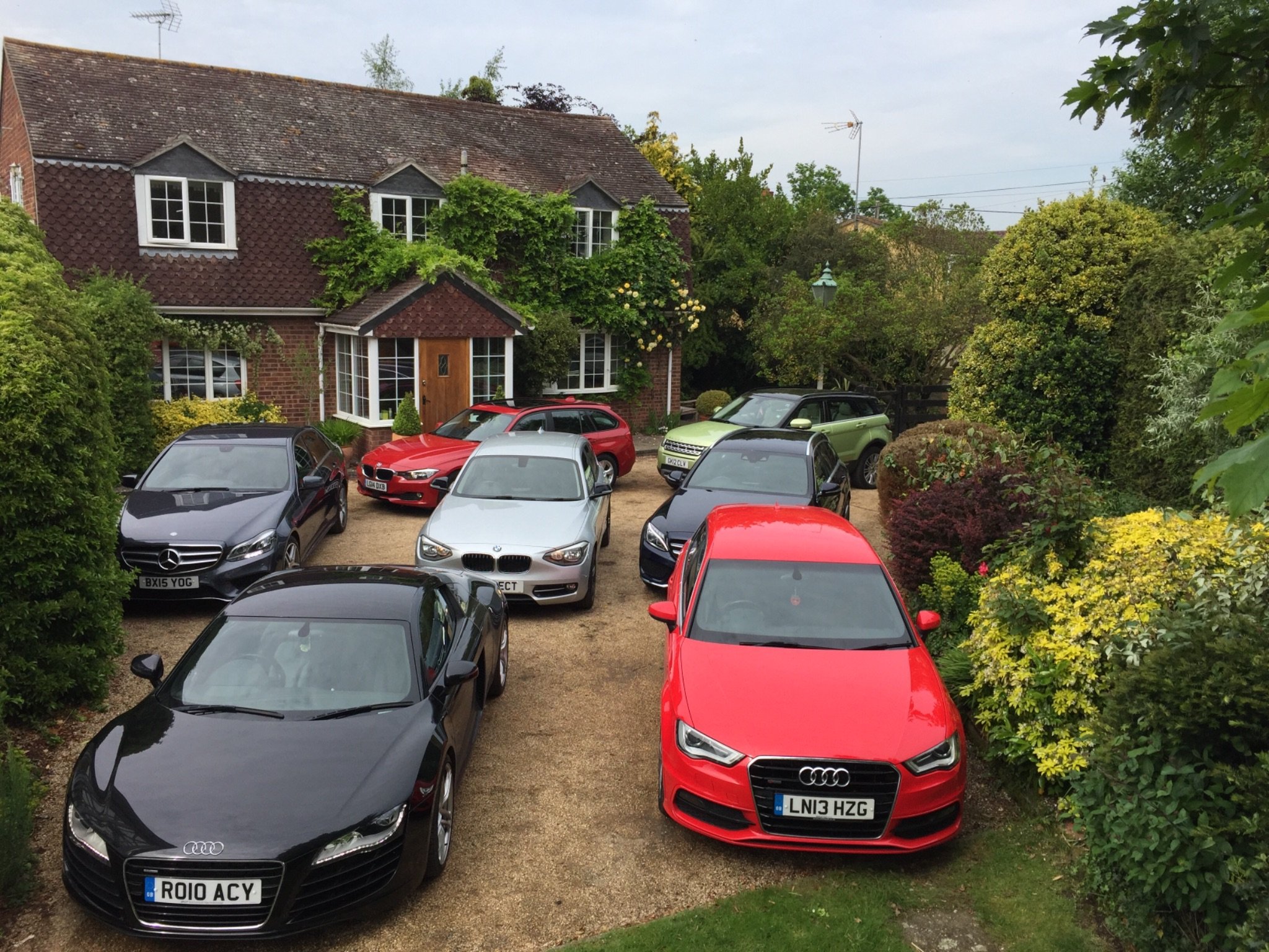 Thorpe-Le-Soken Car Sales | Car dealership in Frinton | Autotrader